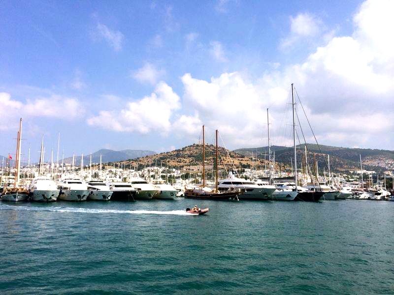 A Day in Bodrum, Turkey - Girl x Departure